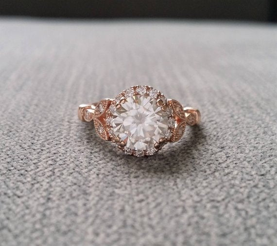 The Carrie EF Moissanite Center – PenelliBelle